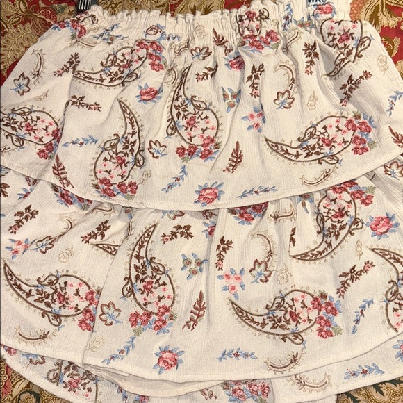 miami | Skirts | Miami Embroiled Cream Floral Mini Skirt | Poshmark